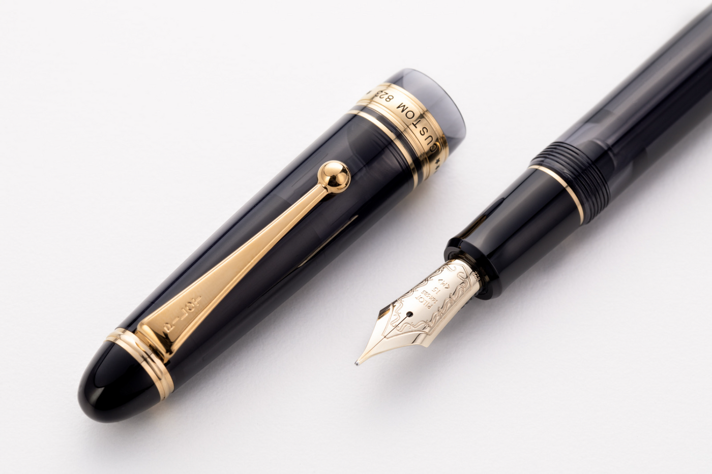 Pilot - Custom 823 | Black